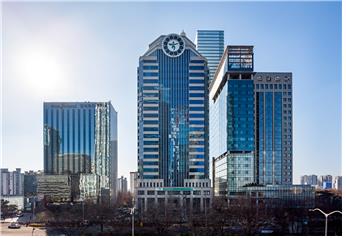 Koramco The One REITs Signs Five-Year Lease Renewal with Hana Securities