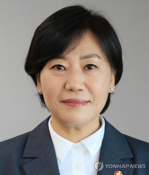Yoon-Appointed Song Mi-ryeong Retained in Surprise Move—Presidential ...