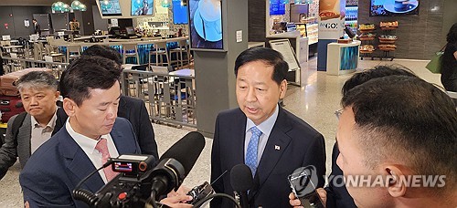 Gu Yoon-chul to Hold Trade Talks with US Treasury Secretary Besant at ...